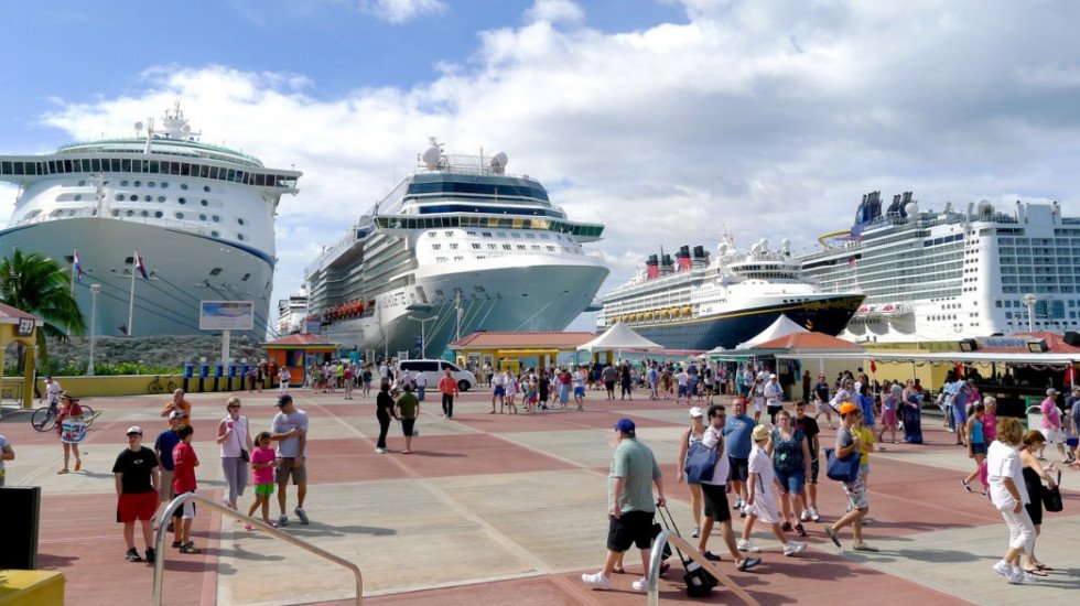 Gradovi na vodi: Najveći kruzeri koji ove godine kreću na svoje prvo ...